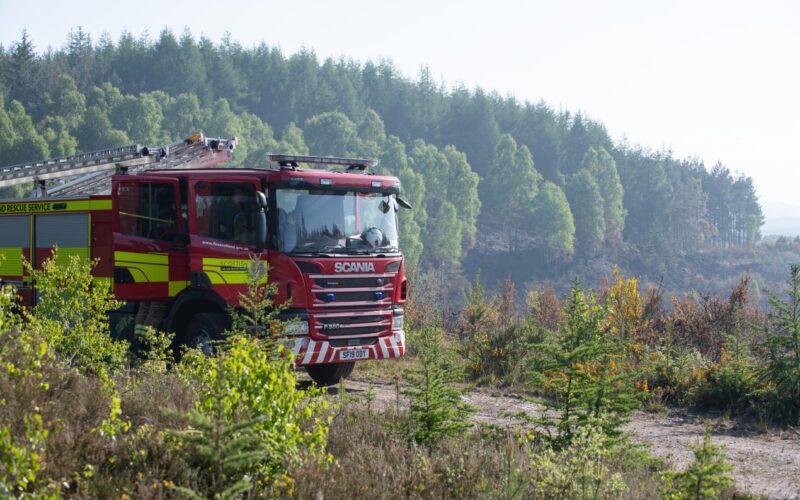 Fire crews battle blaze at Perth High Street flats